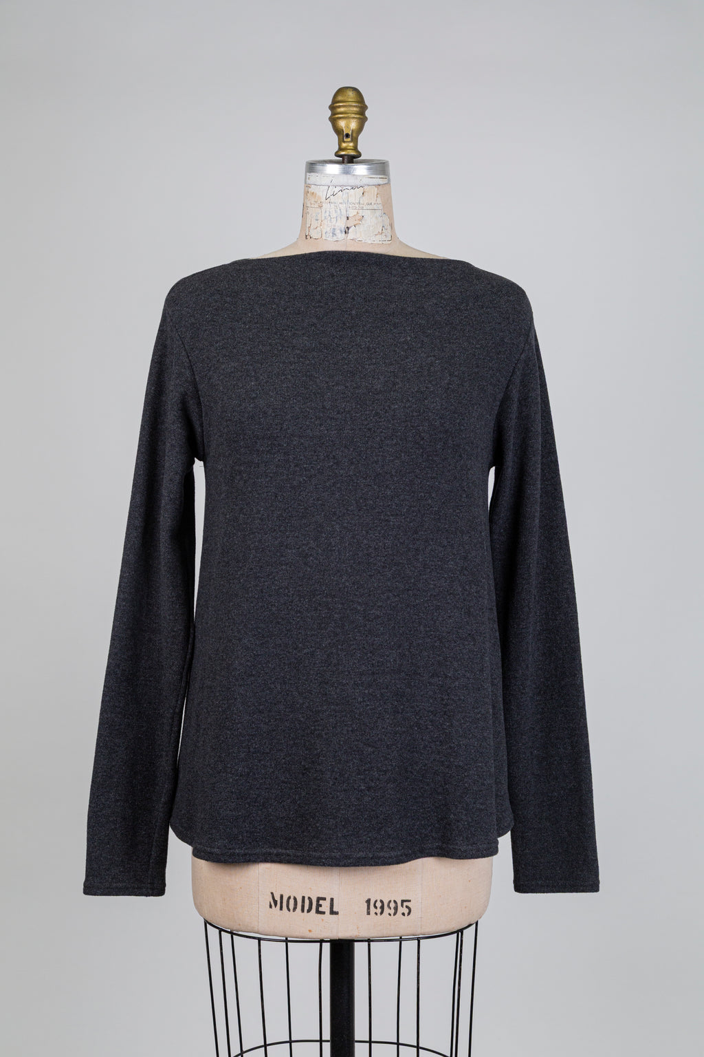 Anthracite boat neck sweater (S) – VERYSMART
